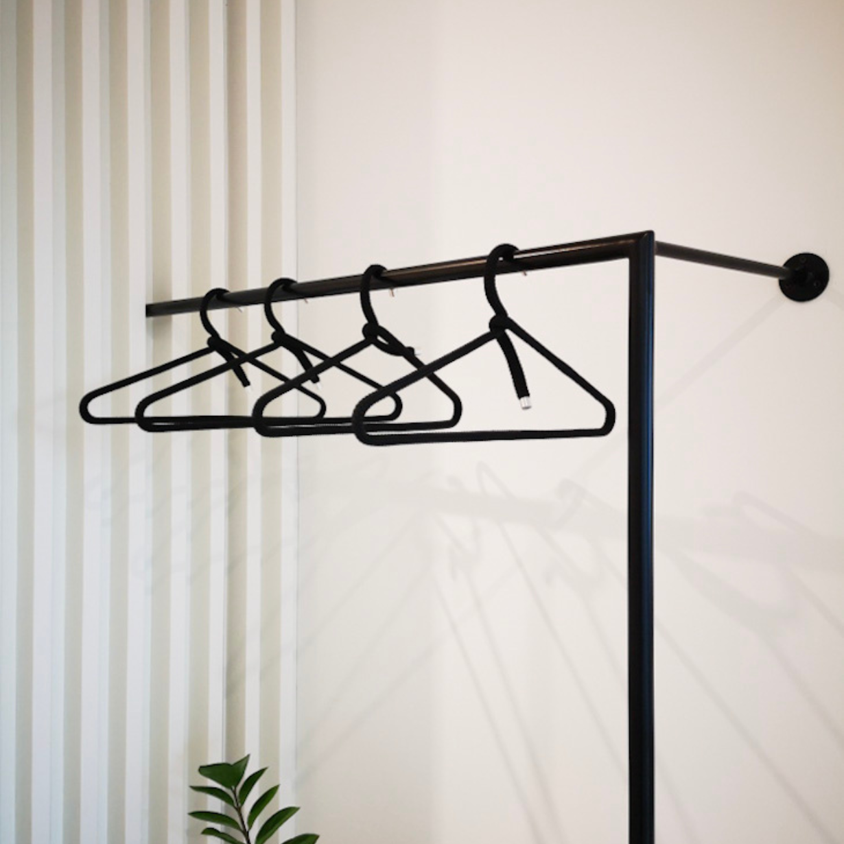 ROPE HANGER | Textil-KLEIDERBÜGEL aus Seil | 3er Set | Peppermint Prod ...