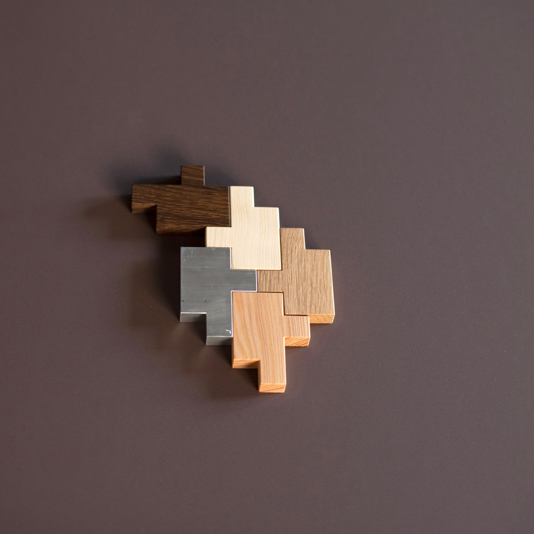 Linoleumtisch 'Old Rhast' – BLICKFANG Designshop